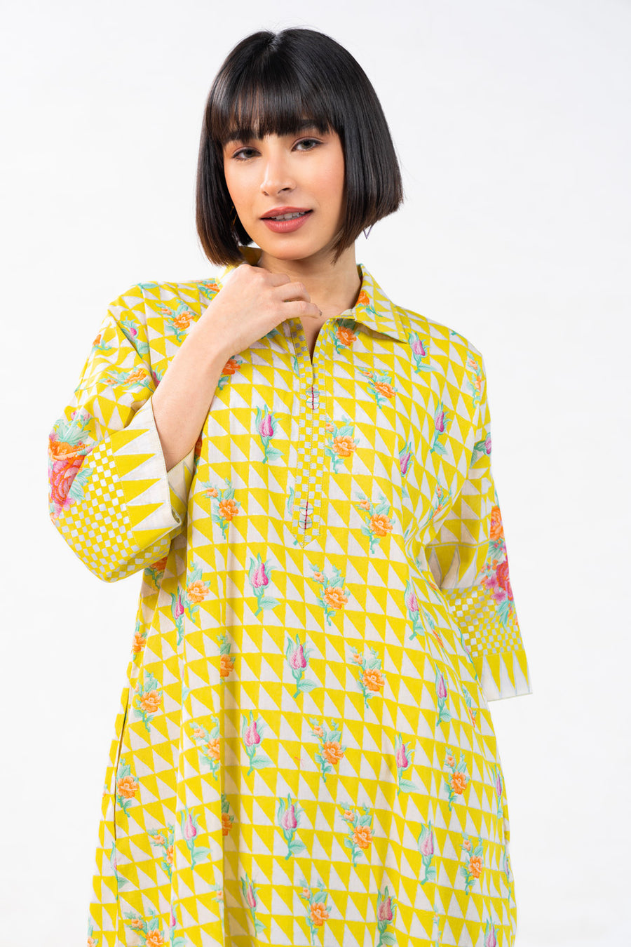 Sale – Alkaram International store