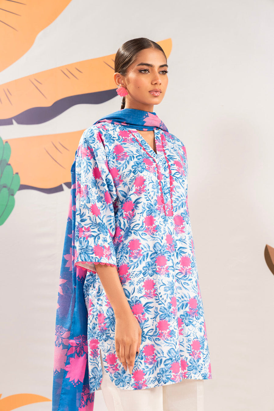 Sale – Alkaram International store